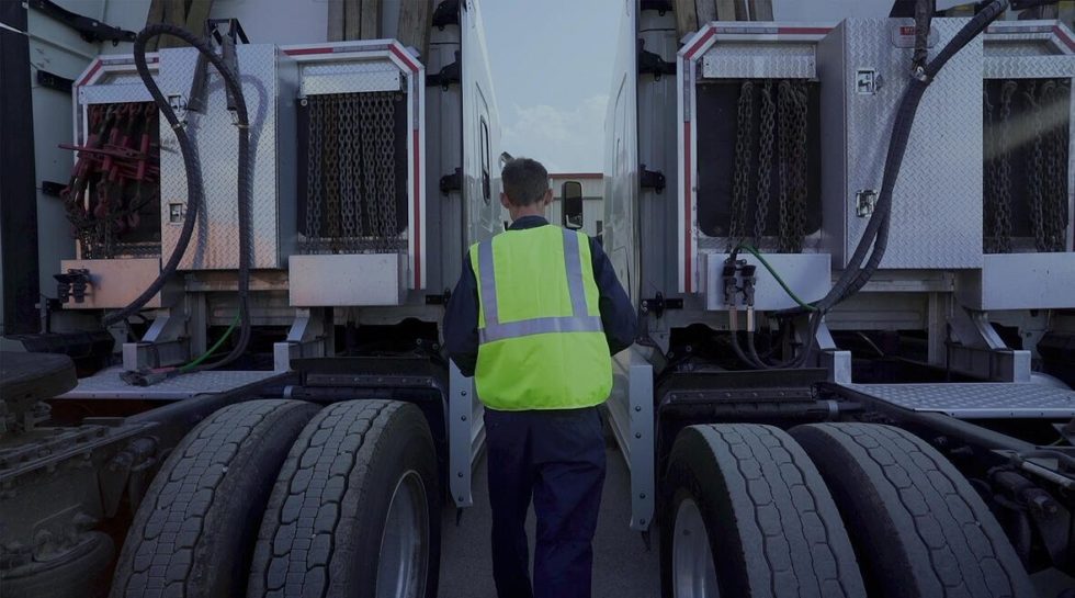 FYX Fleet Roadside Assistance for Trucks, Trailers, & Chassis